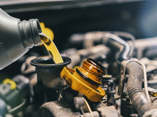 What Causes Engine Knocking That Needs Reconditioning?